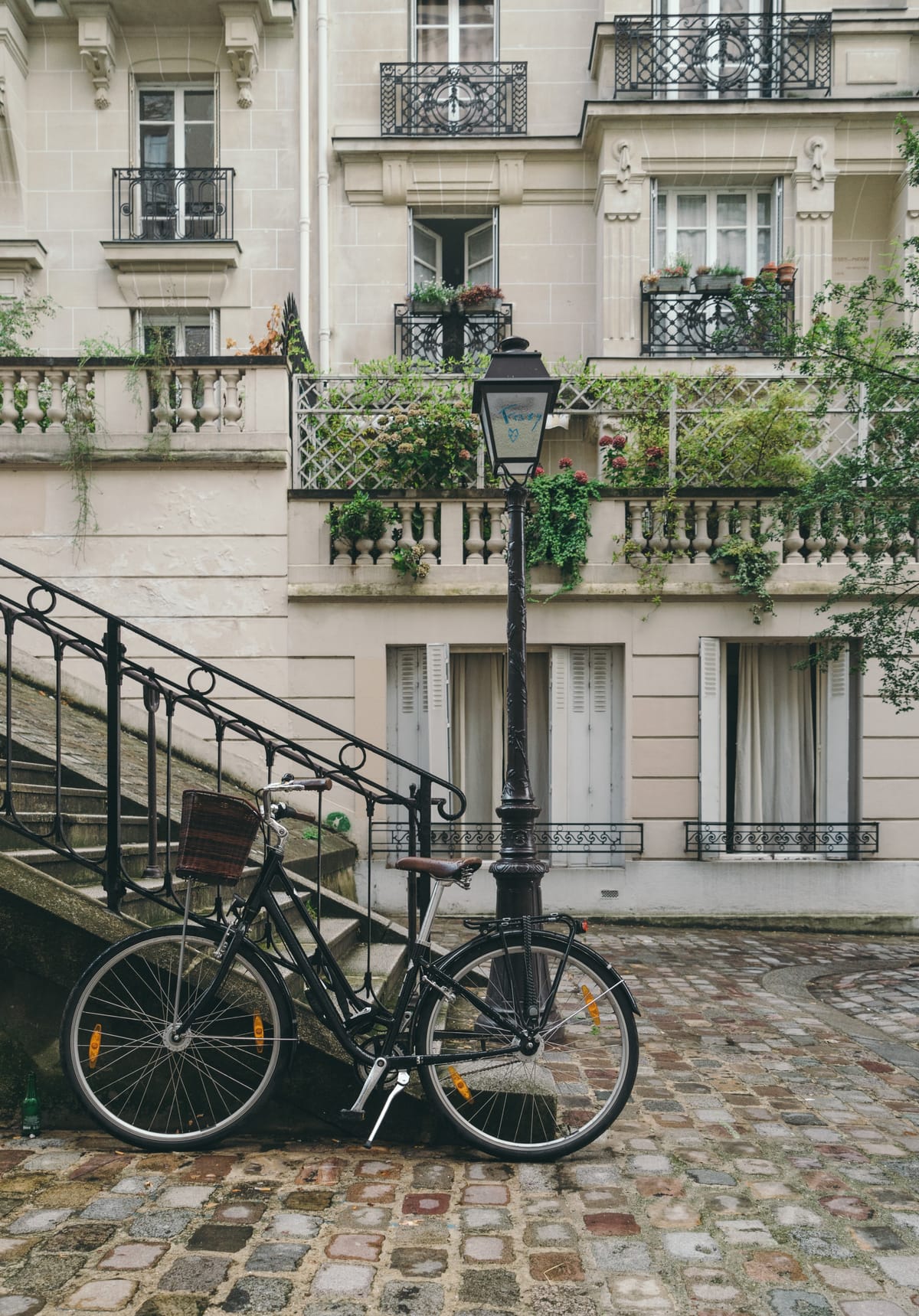 The Best Paris Neighborhoods to Stay In | Travel With HomeExchange