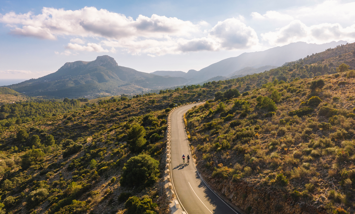 Discover French and European bike routes: itineraries and tips